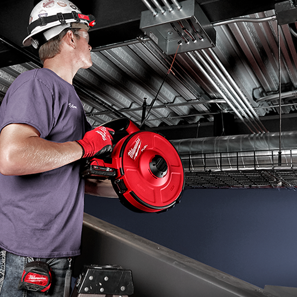 Milwaukee M18 FUEL™ Powered Fish Tape with 30 m Non-Conductive ...