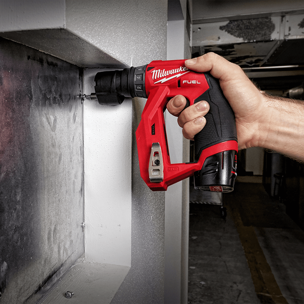 Milwaukee M12 FUEL™ Installation Drill/Driver Kit M12FDDXKIT202B ...