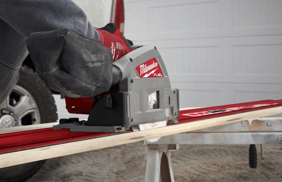 Milwaukee M18 FUEL™ 165mm Track Saw Kit M18FPS55-602P | Milwaukee Tool ...