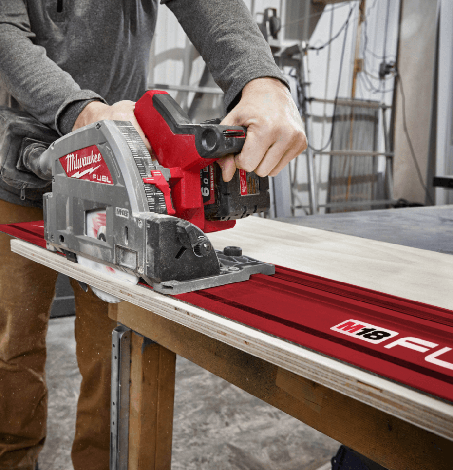 Milwaukee M18 FUEL™ 165mm Track Saw Kit M18FPS55-601B | Milwaukee Tool ...
