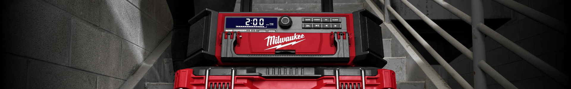 Job Site Radios | Milwaukee Tool Australia